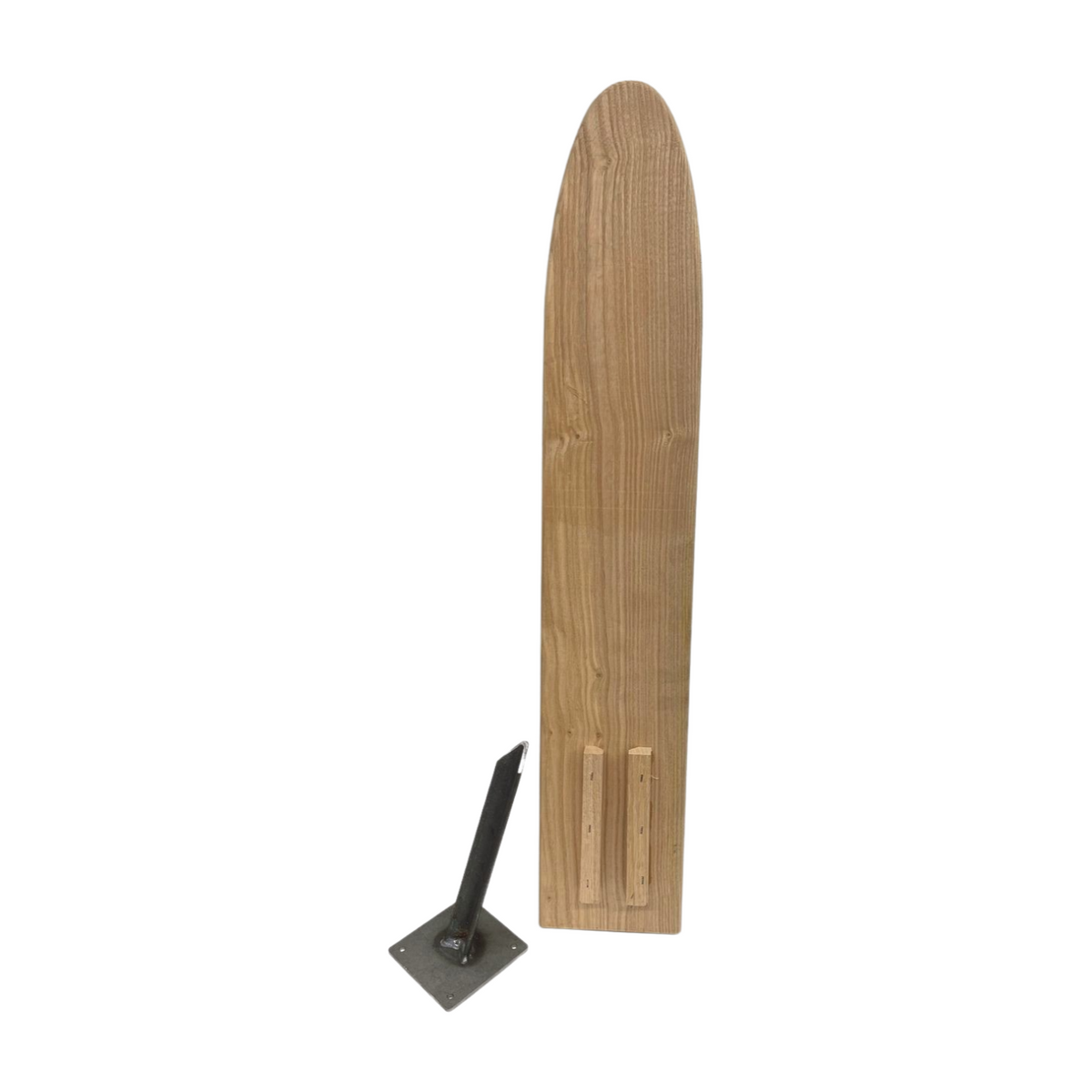 Muskrat Fleshing Beam with Support - Station – Minnesota Trapline Products